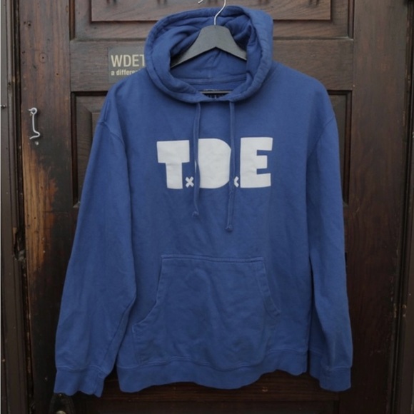 Urban Outfitters | Shirts | Mens Size Medium Kendrick Lamar Tde Hoodie ...
